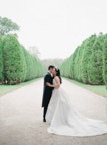 Floral Chinoiserie-Inspired Wedding at Oheka Castle on Long Island ...